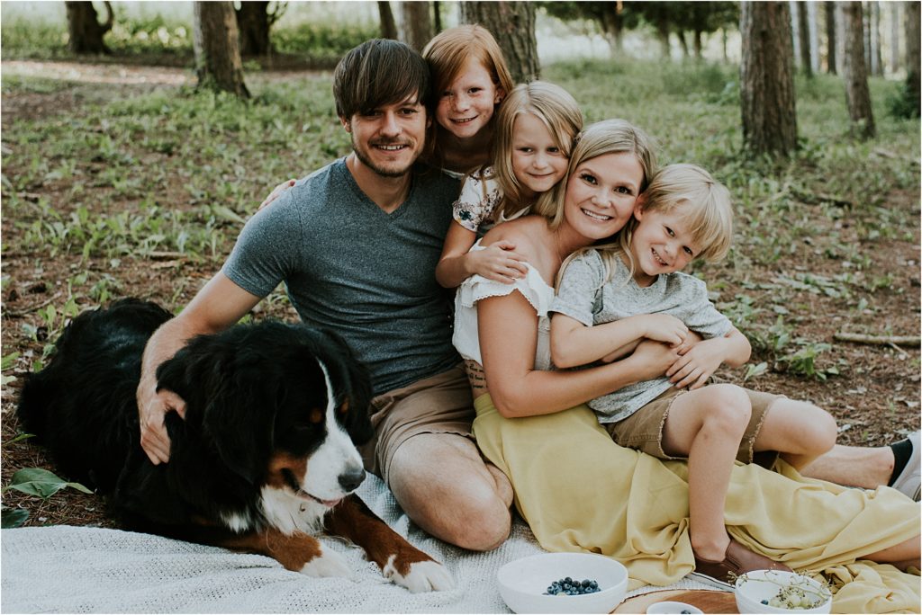 Delafield Family Photographer // The Pershing Family - www.studio29blog.com